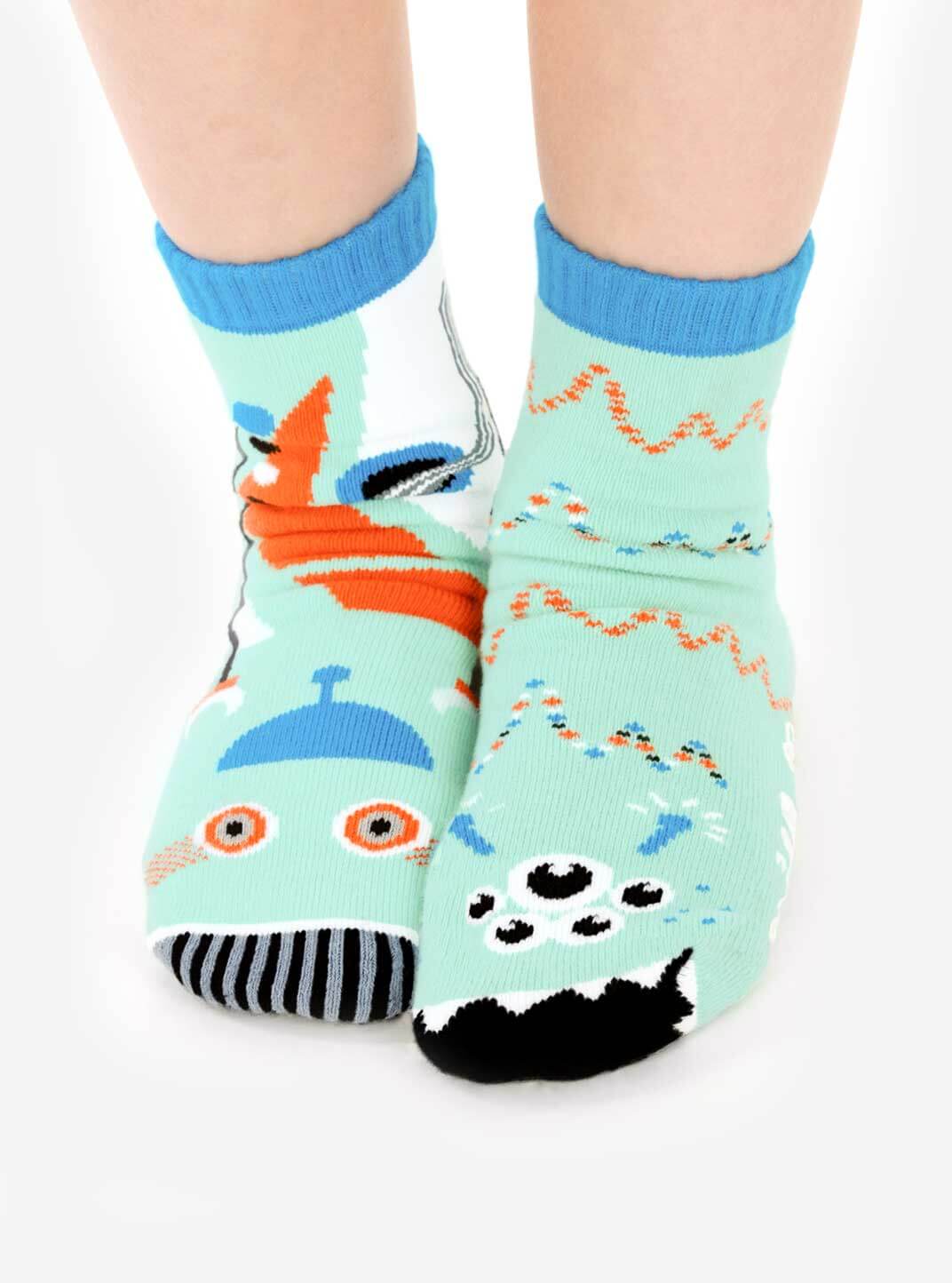 Robot & Alien | Kids Socks | Collectible Mismatched Socks – Treasurebox ...
